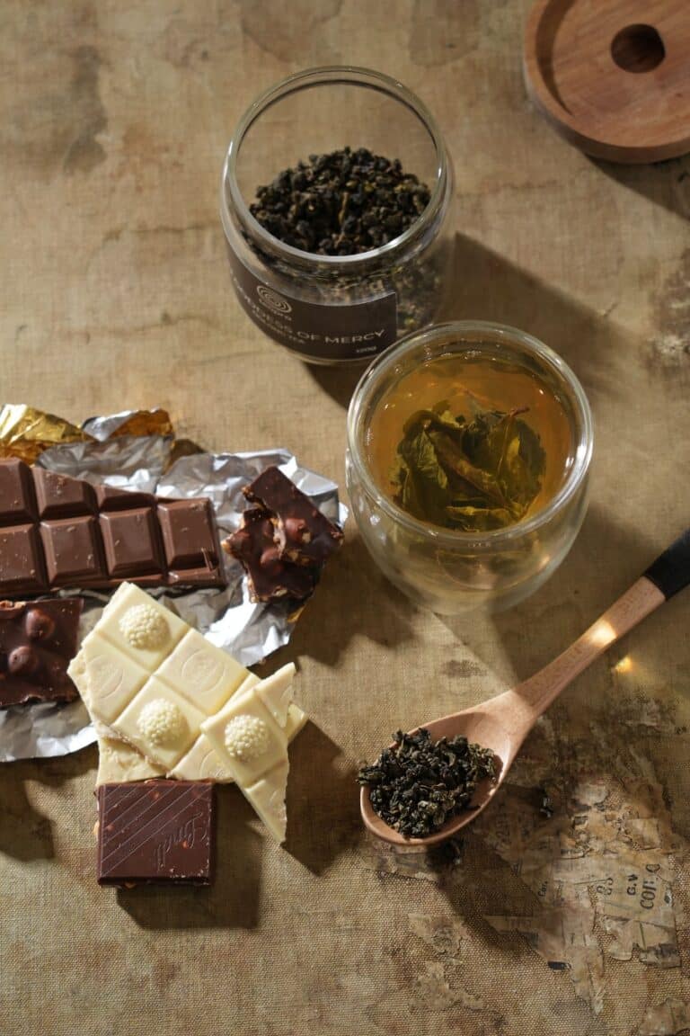 The Ultimate Guide to Pairing Tea and Chocolate for a Richer Experience ...